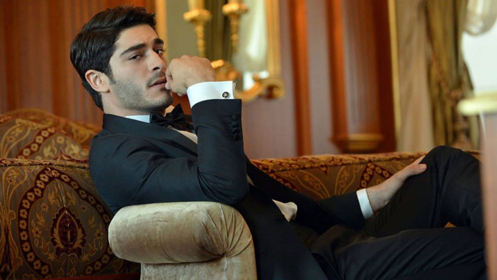 Burak Deniz devine Kadir in serialul turcesc Kral/Regele!